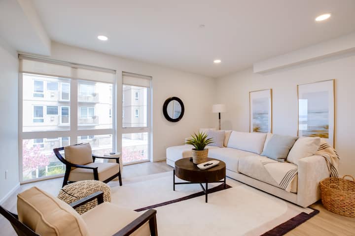 Luxe Seaside Vacation Rental: Walk Downtown! - Seaside, OR