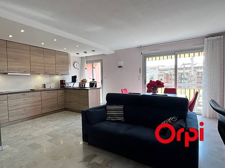 Appartement Menton, 3 Pièces, 5 Pers. - Menton