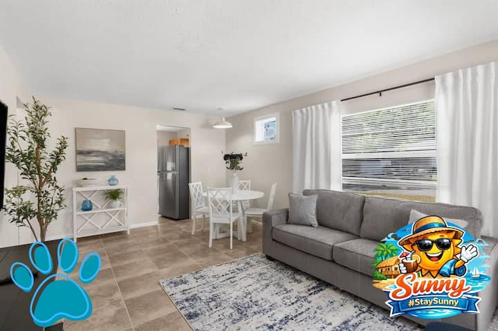 Cozy 2 Bedroom Home, Dade City! #1 - San Antonio, FL