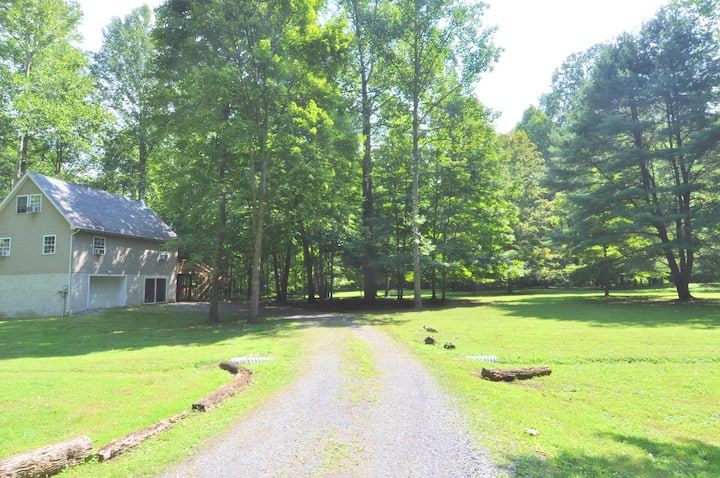 Trails End - Riverside | Pets | Hot Tub | Wifi - Long Pond, Little Orleans