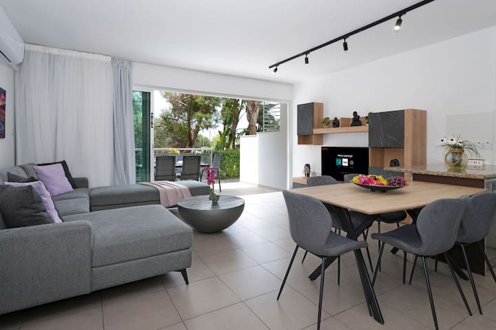 Alessia Apartment - Coralli Beachfront Resort - Fig Tree