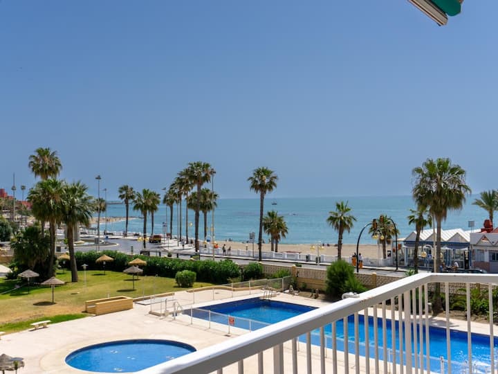 First Line Sea Views Benalmadena - Benalmádena