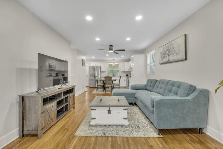 Single Story Home W/ Fenced-in Yard! 5 To Downtown - Nashville, TN