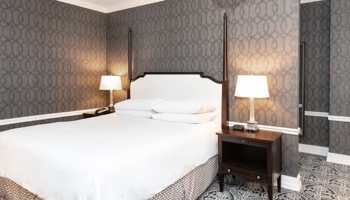 Maryland Inn King, Historic Inns, Near State House - Annapolis, MD