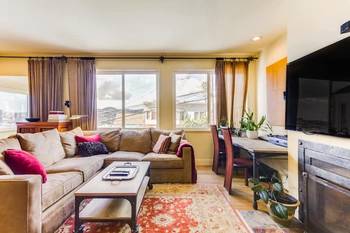 Two  Bedroom, Two Newly Renovated Bathrooms, Deck - San Francisco, CA