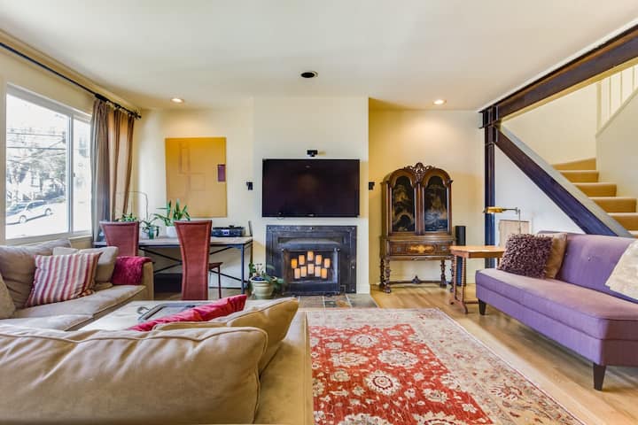 Two  Bedroom, Two Newly Renovated Bathrooms, Deck - San Francisco, CA