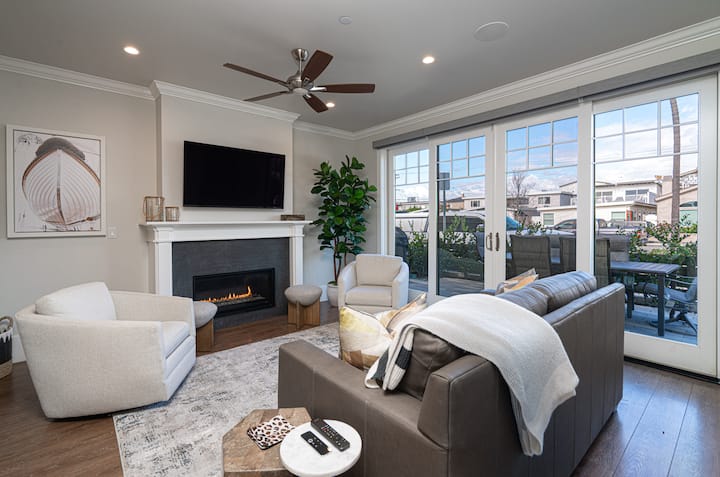 Coastal Luxury | 1 House To Sand - Newport Beach, CA