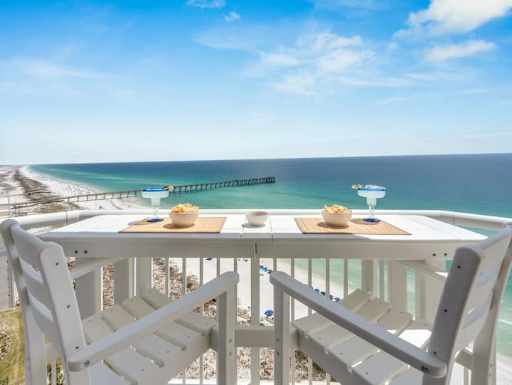 Penthouse Paradise At The Pearl! - Navarre Beach, FL