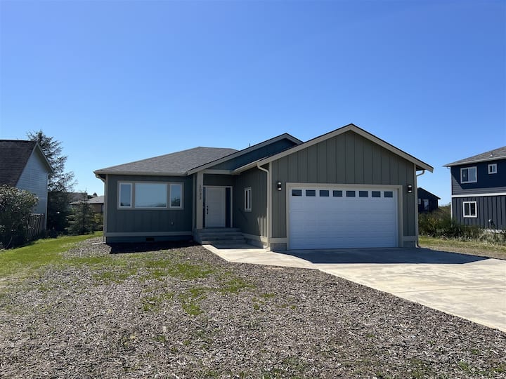 Bayside Beach House - Game Room And Hot Tub - Ocean Shores
