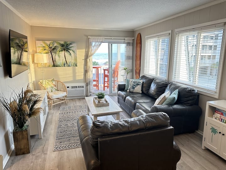 New Listing- Lovely 2br Ocean View, Steps To Beach - North Myrtle Beach, SC