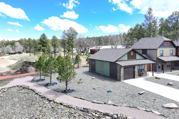 Black Hills Retreat-quiet Escape In Rockerville - Mount Rushmore National Memorial