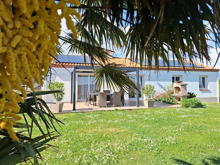 Gîte Brem, 5 Pièces, 8 Pers. - Brem-sur-Mer