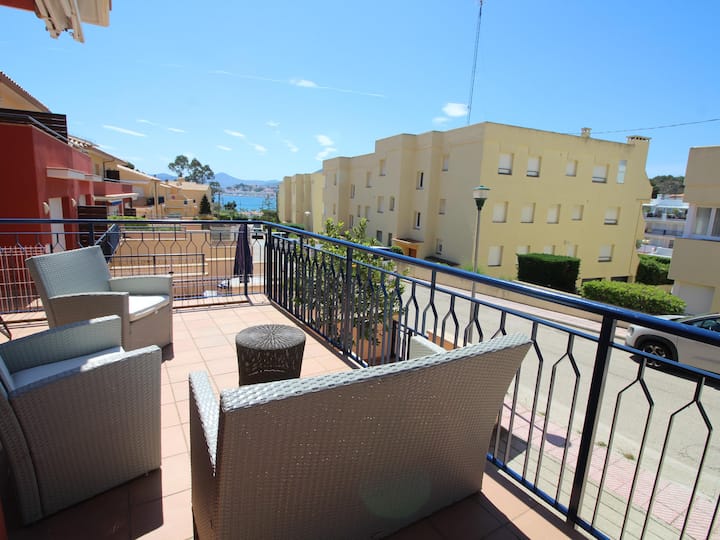 Maison Spacieuse à Grifeu Près De La Plage - Llançà