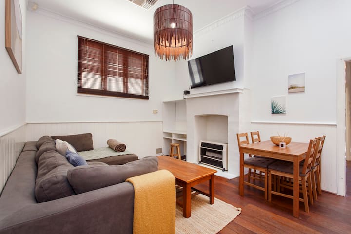 South Freo Hideaway - Fremantle