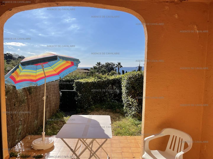 Rez-de-jardin T2 Avec Terrasse Et Parking - Rayol-Canadel-sur-Mer