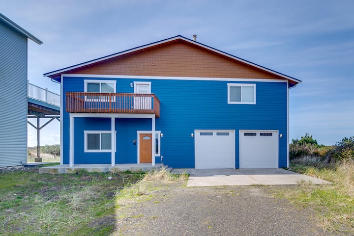 Ocean Shores Retreat W/ Fire Pit - Walk To Beach! - Ocean Shores, WA