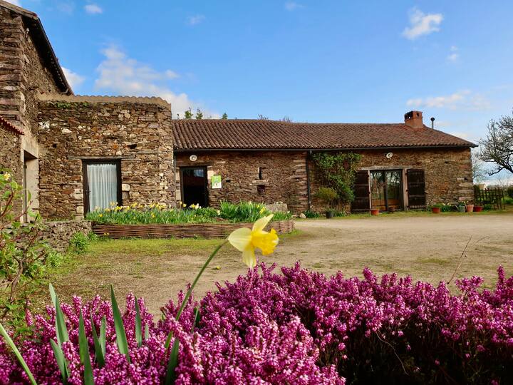Gîte La Tardière, 5 Pièces, 9 Pers. - La Chataigneraie