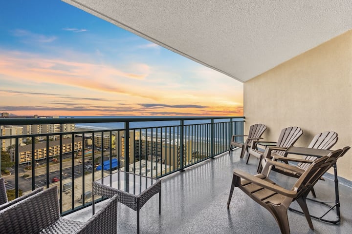 Charming Beach View 3br,king,pool,free Tickets,b15 - Myrtle Beach, SC