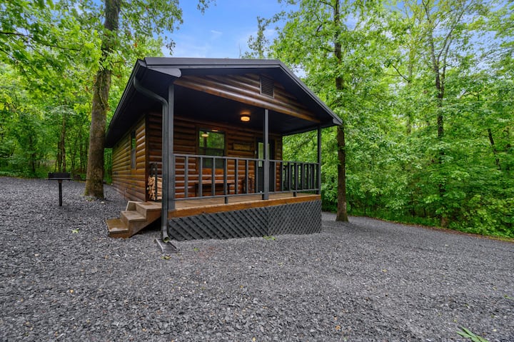 Bear Naked Cabin - Broken Bow, OK