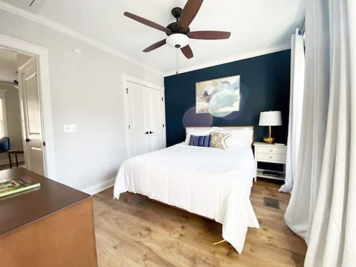 Magnolia Carriage - Downtown, Easy Parking - Savannah, GA