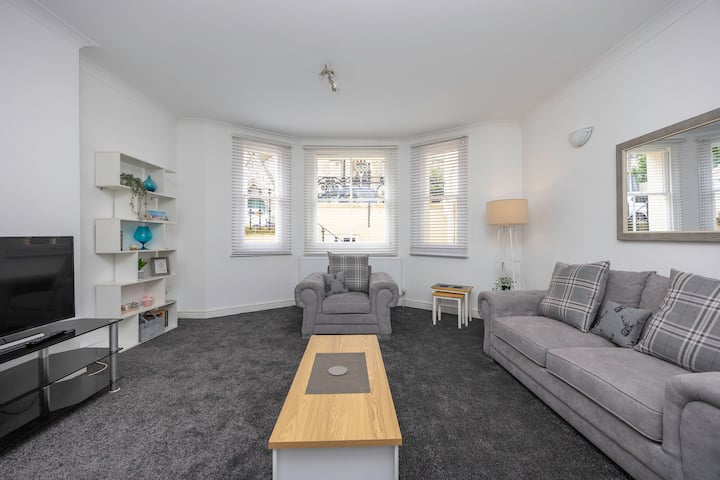 Homely & Spacious Flat; 5 Min Stroll To Beach - イギリス ブライトン