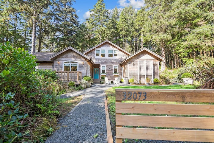 Ocean Echoes Villa - New Listing! - Cannon Beach, OR
