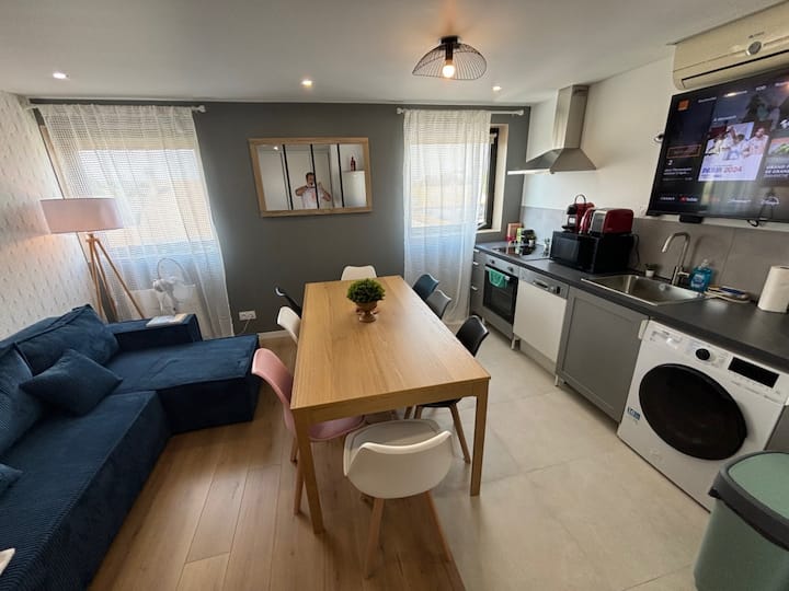 Magnifique Appart « A4 » Orly - 5 Chambres Parking - Essonne