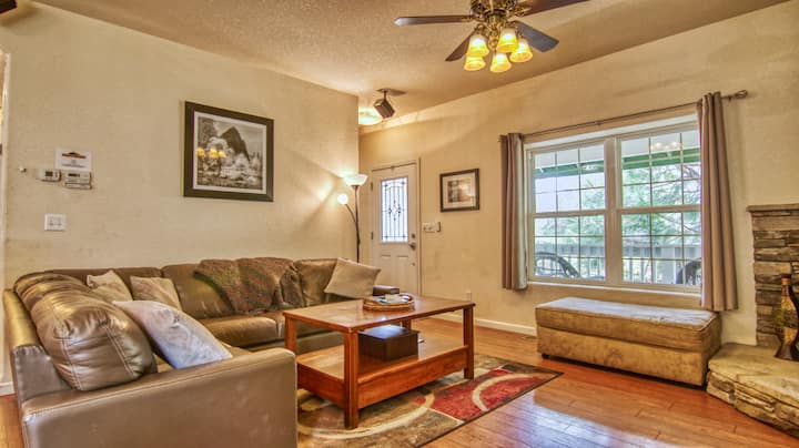 Aubrey's Nest / Avoid Gate Fees - Groveland, CA