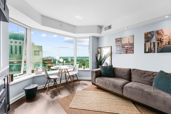 5 Star Downtown Suite/former 4 Seasons/gym + View - Toronto