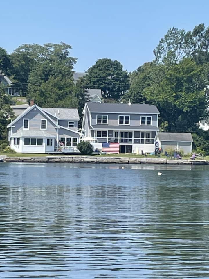 The Cottage On Carver's Pond - Vinalhaven