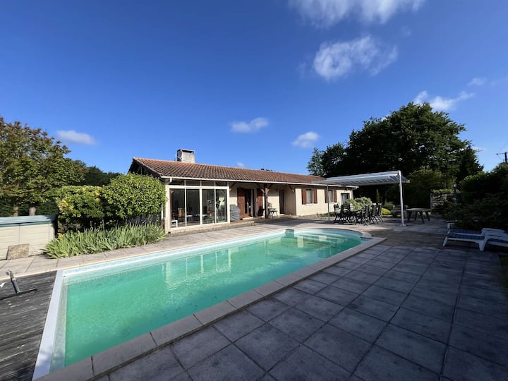 104 - Pleasant Villa With Swimming Pool In A Quiet - Soulac-sur-Mer
