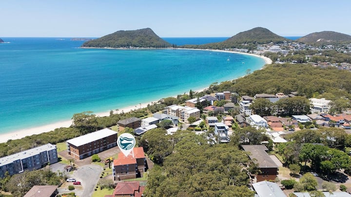 Ocean Breeze - Metres To Shoal Bay Beach - Shoal Bay