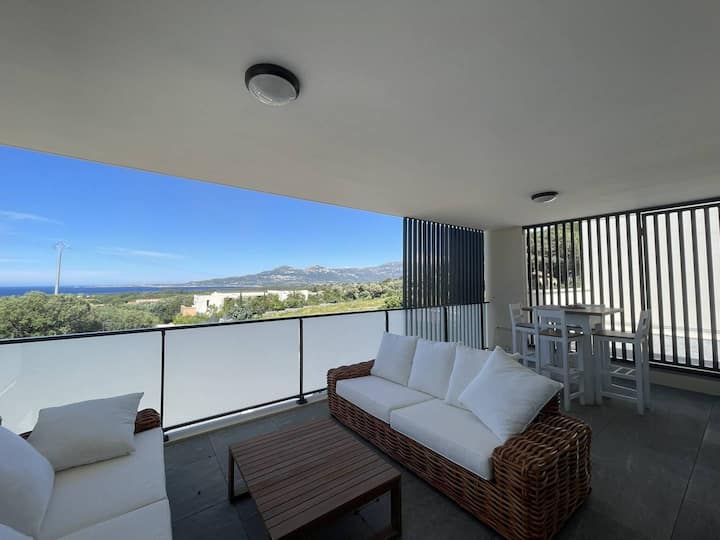 Appartement Avec Vue Imprenable Sur La Baie De Cal - Calvi