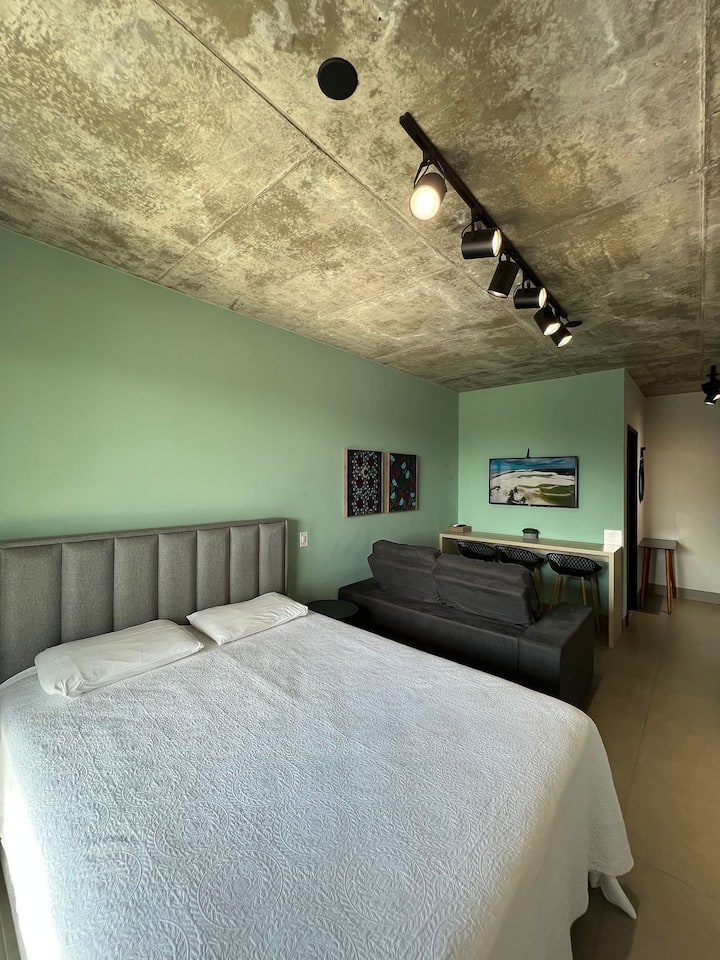 Central Com Piscina 1301cp - Maringá