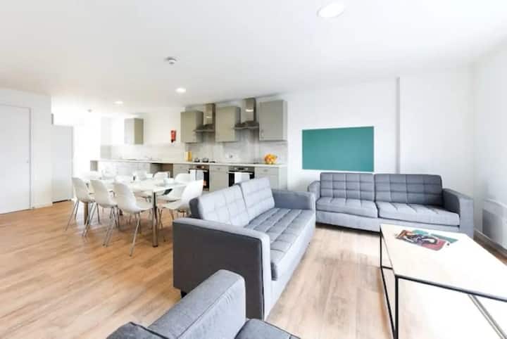 Student Only Studio Near Pittodrie Stadium - Aberdeen