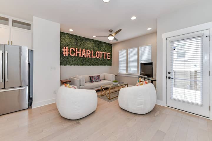 On The Move In Plaza Midwood! - Charlotte, NC