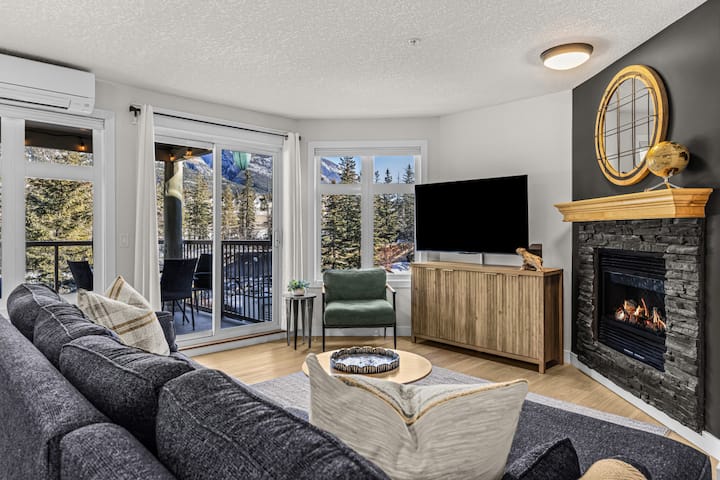 Striking Mountain View Corner Unit - Canmore