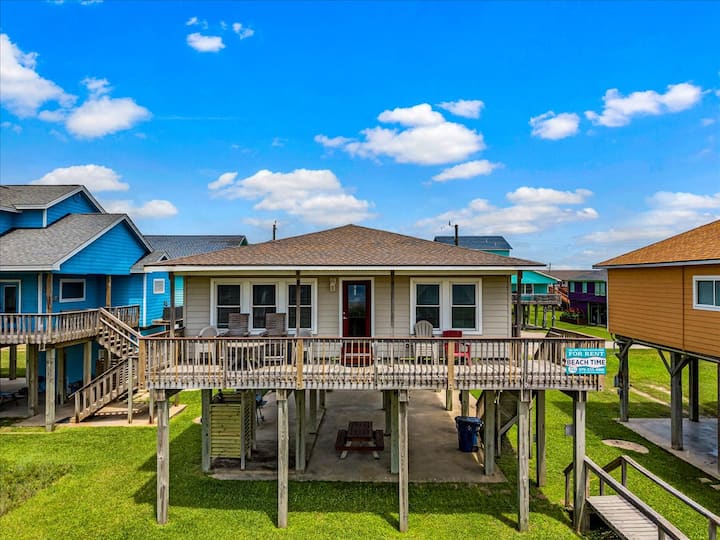 Beach Front Private Walkway - Gorgeous Views To Wa - Surfside Beach, TX