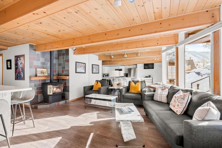 Modern Downtown Mountainside 3br 2ba Apartment - Aspen