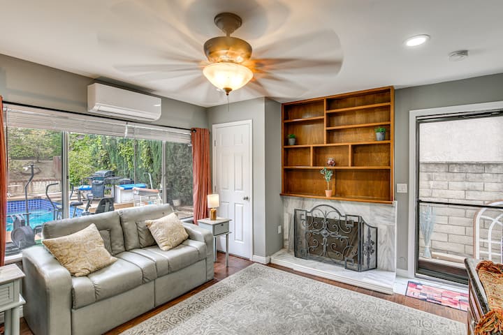 Anaheim Studio W/ Fireplace: 14 Mi To Disneyland! - Anaheim, CA