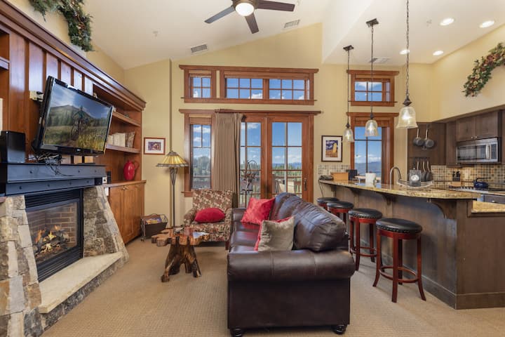 The Ultimate Ski-in, Ski-out Luxury! - Breckenridge, CO