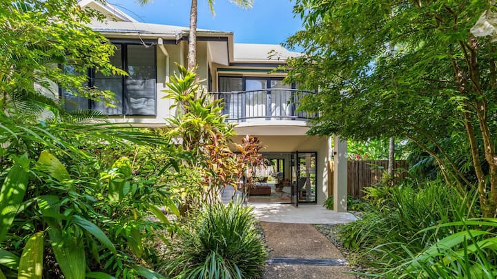 Villa 13 Thorntons @ St Crispins | Port Douglas - Port Douglas