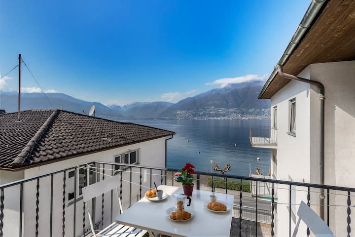 Garden On The Lake 1 - Happy Rentals - Vira