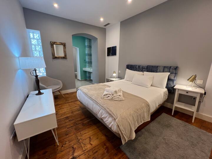 Luxe 2br Family Oasis In Gibraltar! - Gibraltar