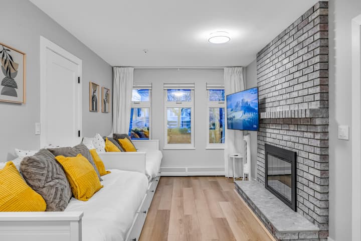 Charming 1br Suite With Kitchenette Near Metrotown - Burnaby