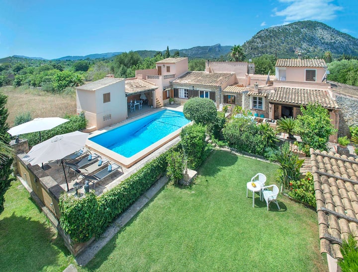 Can Fullos De Na Torres By Vintage Travel - Pollença