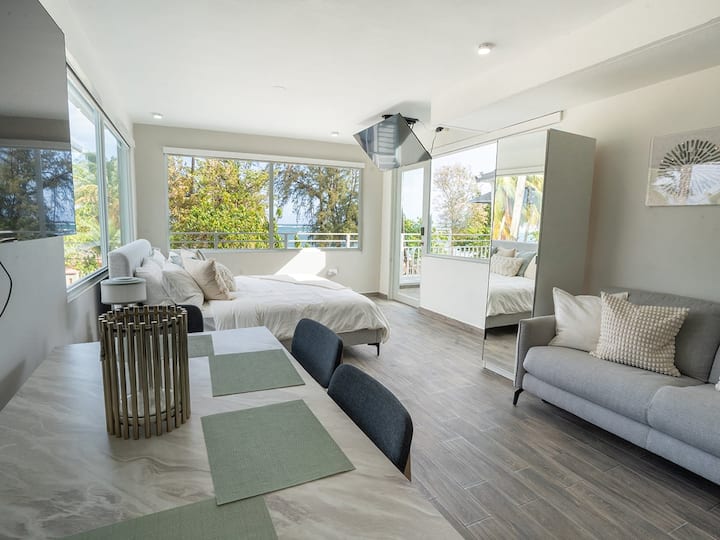 Aqua Terrazas 6+7 · 3br Fun & Dining By The Beach - Dorado