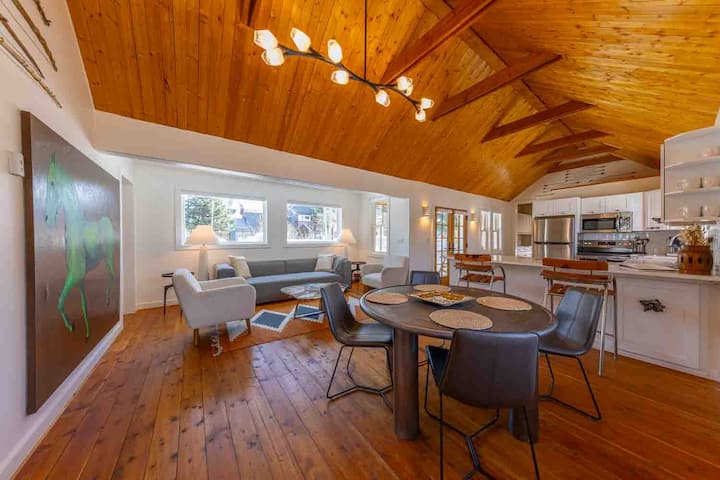 The Creek House - Amazing Location, Big Yard, - Crested Butte, CO