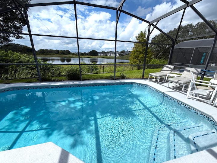 Pool Home Overlooking Lake Joe - Southern Dunes - Haines City, FL