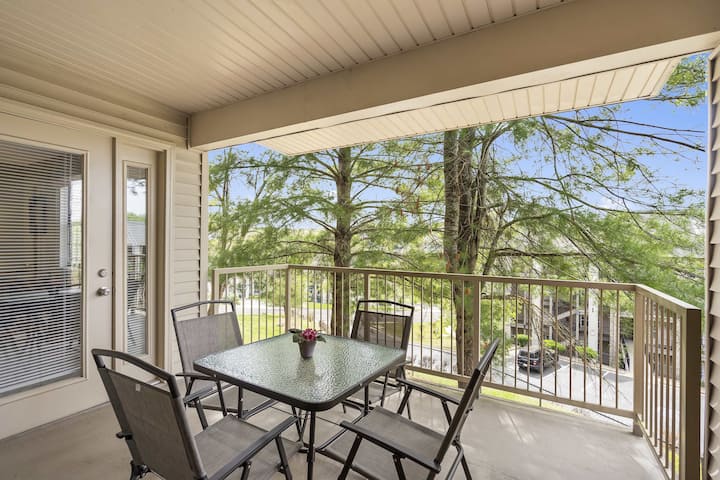 Evergreen Haven – Golf, Attractions, & Amenities! - Branson, MO